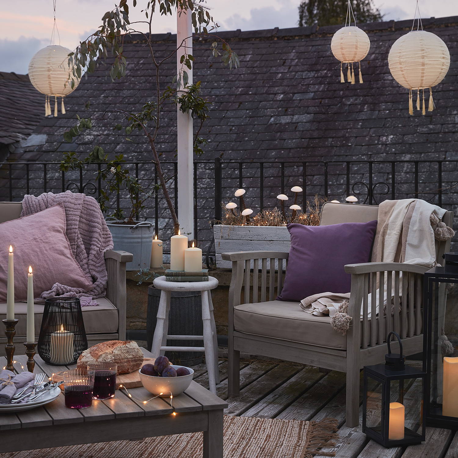 How to Style Your Outdoor Patio