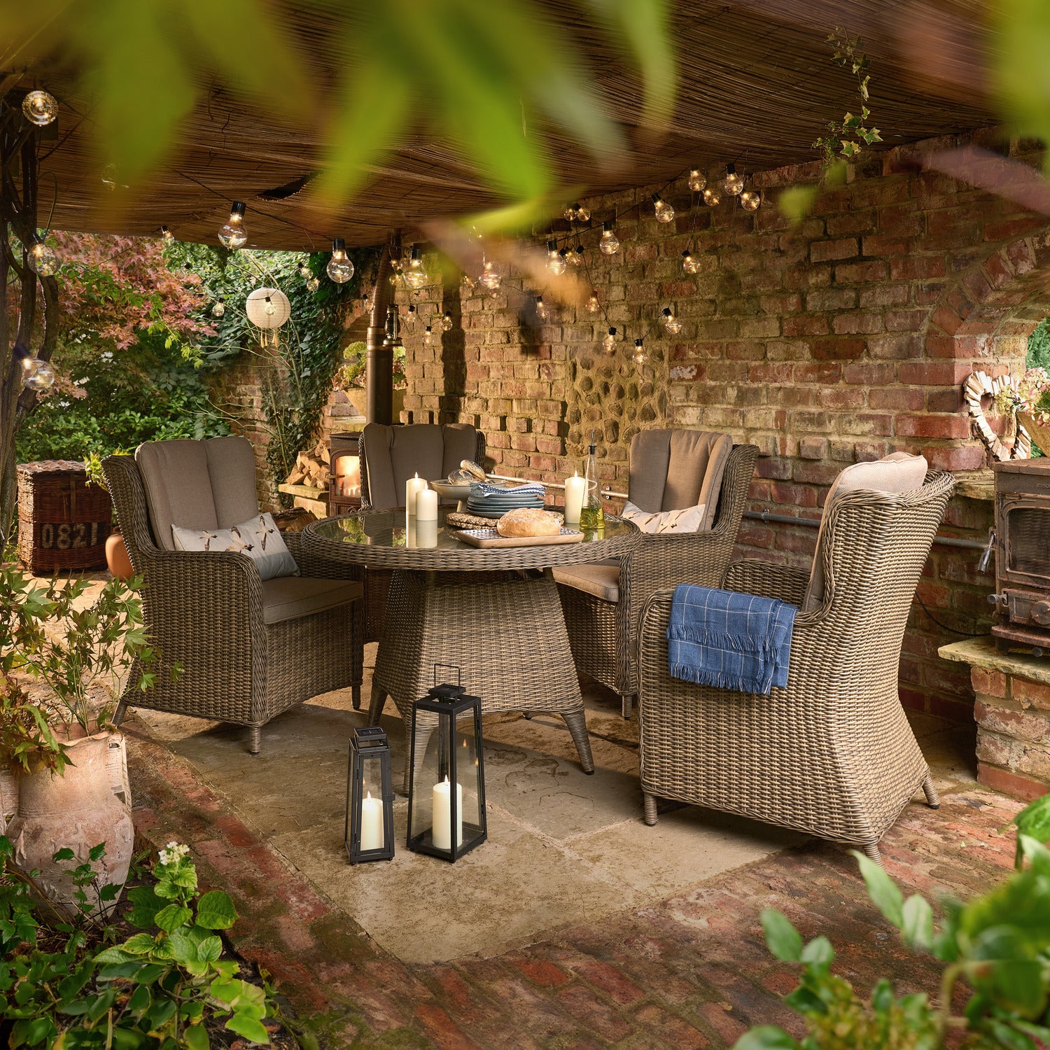 The Skye 4-Seater Dining Set