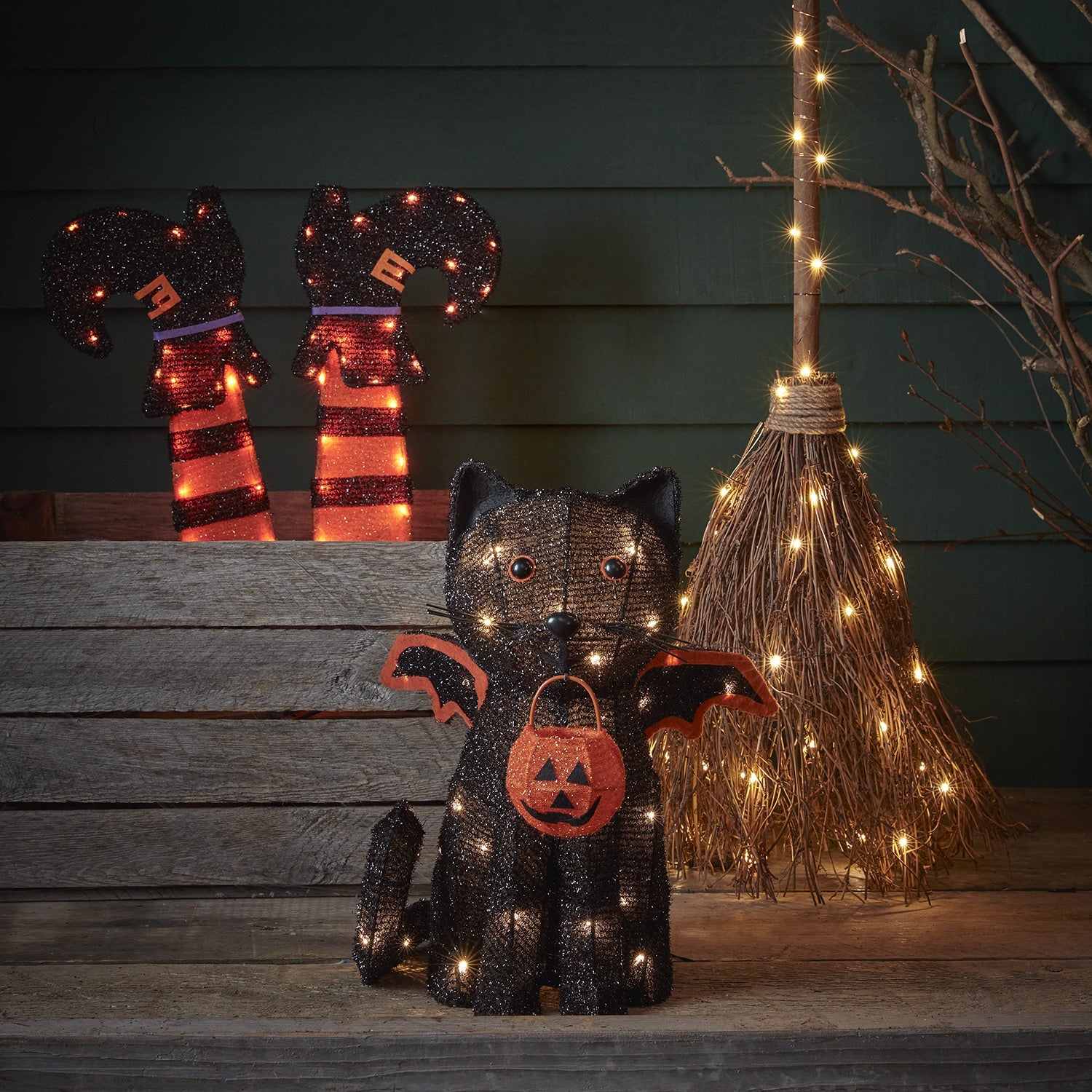 Cat Battery Outdoor Halloween Decoration | Lights4fun.co.uk