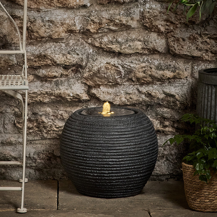 Garden Water Features | Garden & Outdoor Fountains – Lights4fun.co.uk