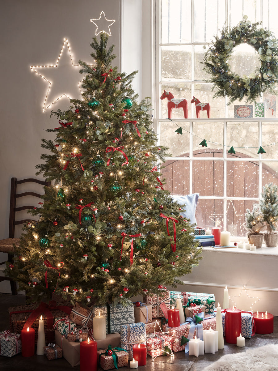 Magical Ideas for Under the Christmas Tree | Lights4fun