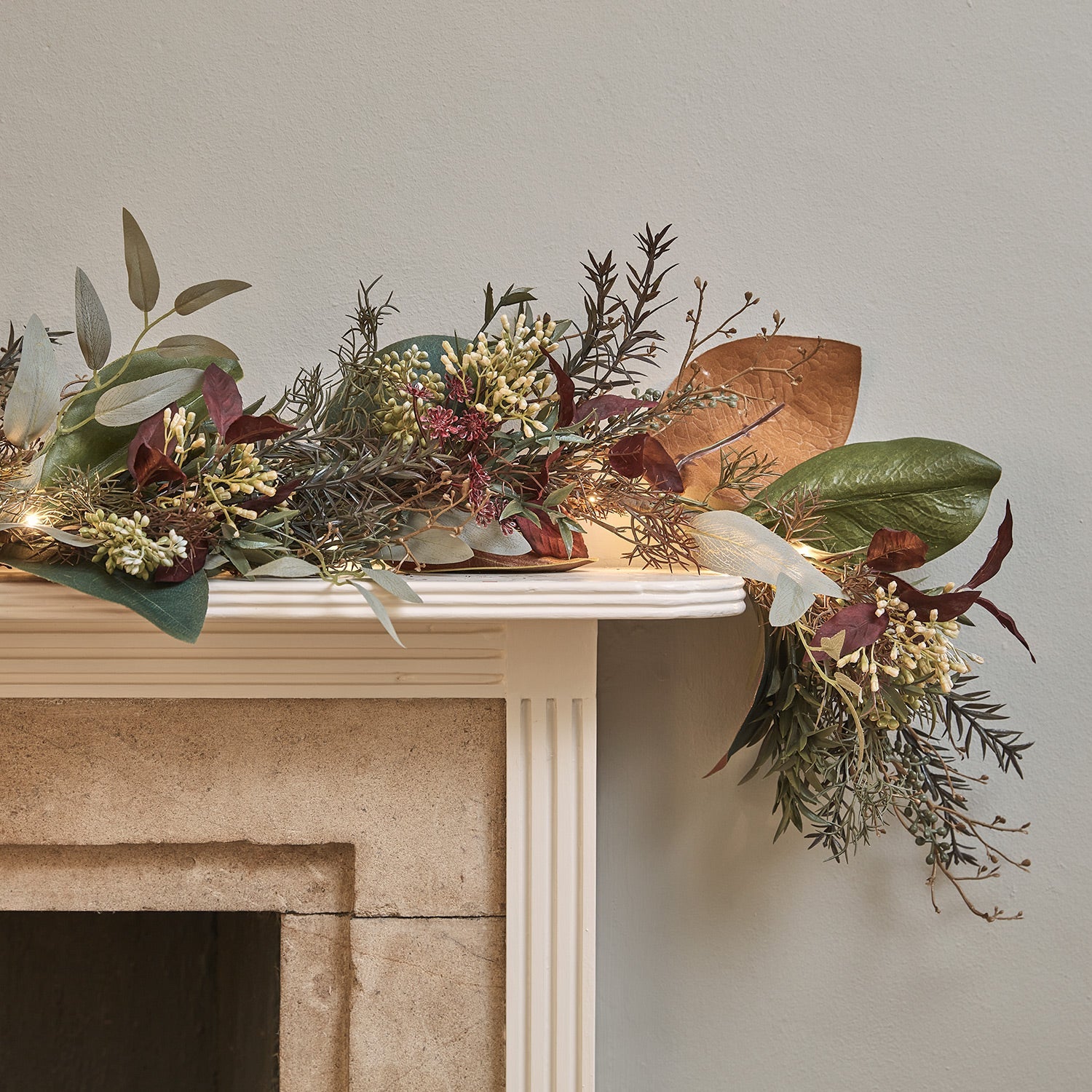 1.5m Pre Lit Autumn & Christmas Garland – Lights4fun.co.uk