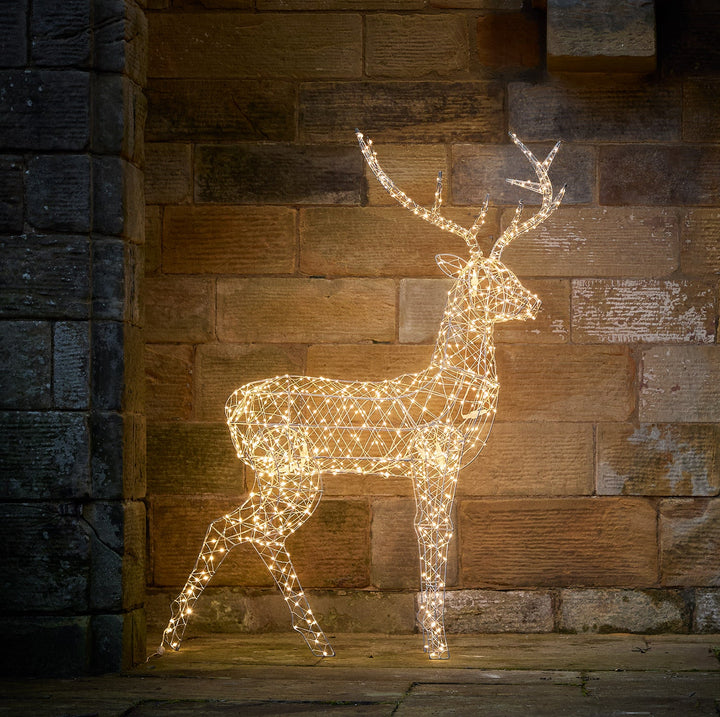 Light Up Reindeer | Outdoor Light Up Reindeer UK – Lights4fun.co.uk