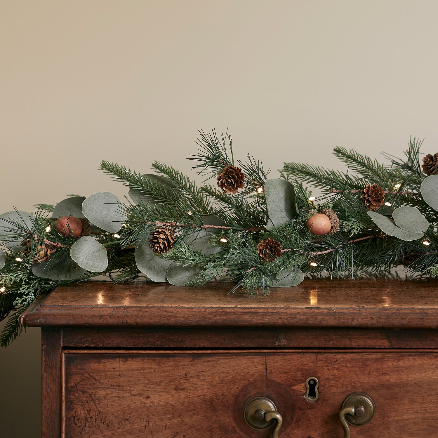 1.5m Pre Lit Acorn Christmas Garland UK