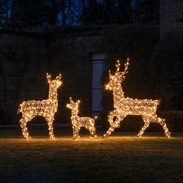 Light Up Reindeer | Outdoor Light Up Reindeer – Lights4fun.co.uk
