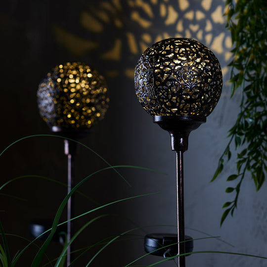 Solar Stake Lights | Garden Solar Stake Lights – Lights4fun.co.uk
